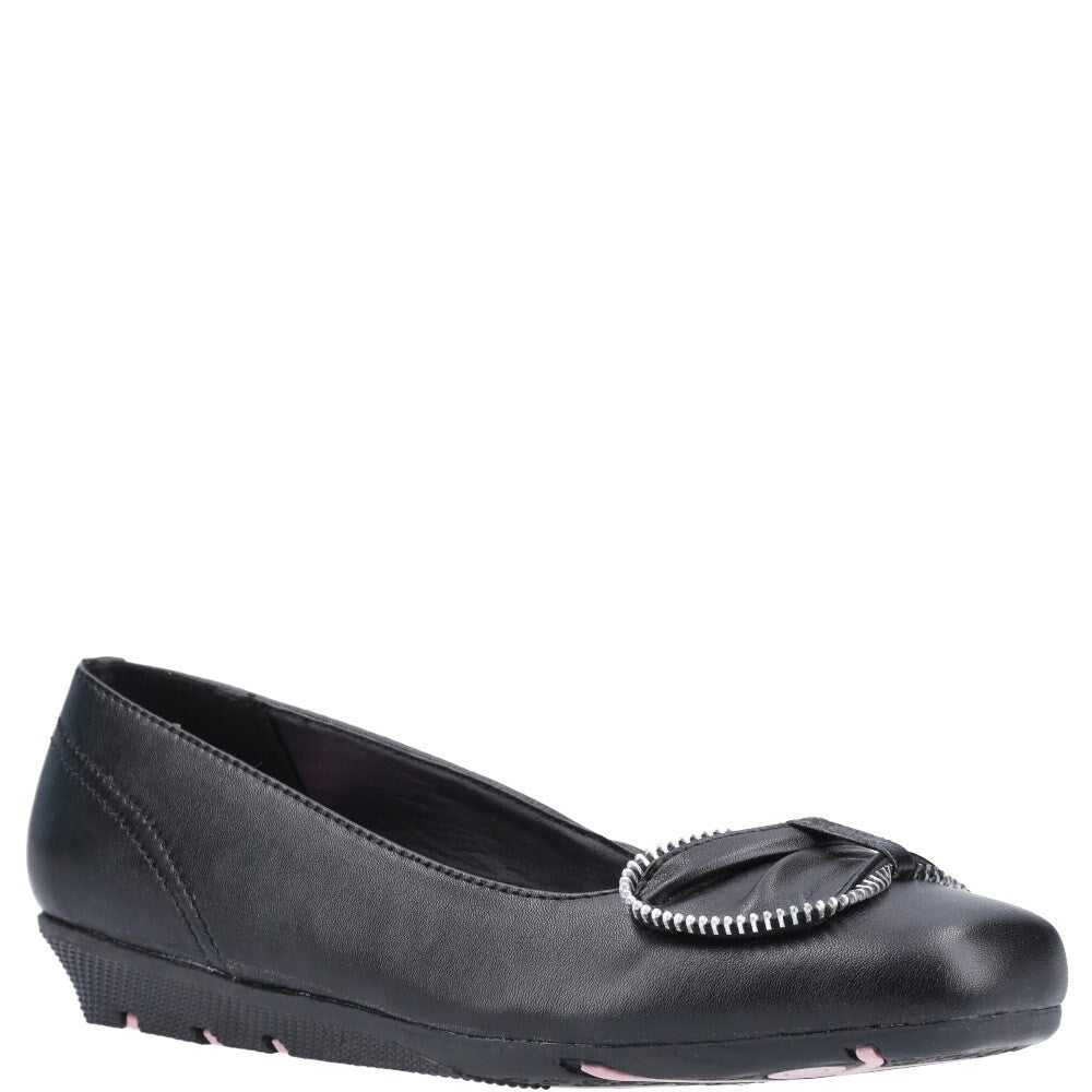 Girls Mirak Juniper School Shoes Black – Brantano